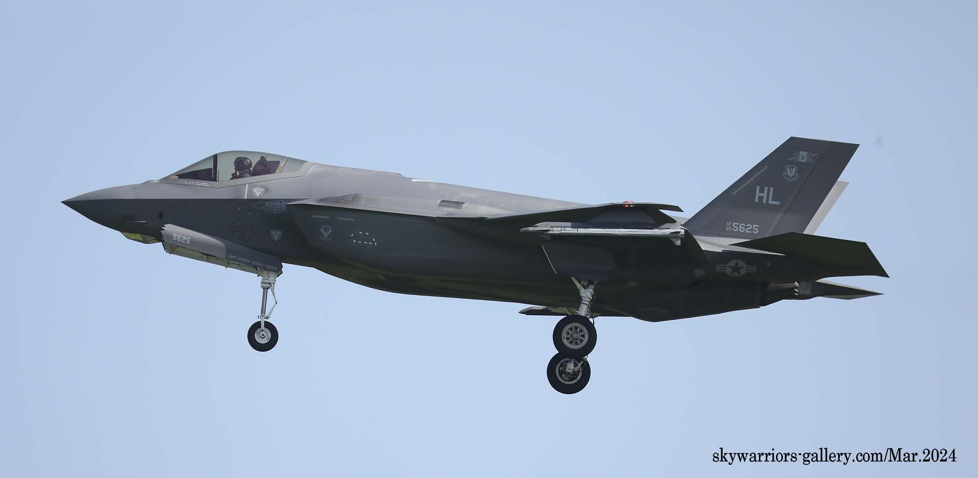 （F-35A/26-5607 )